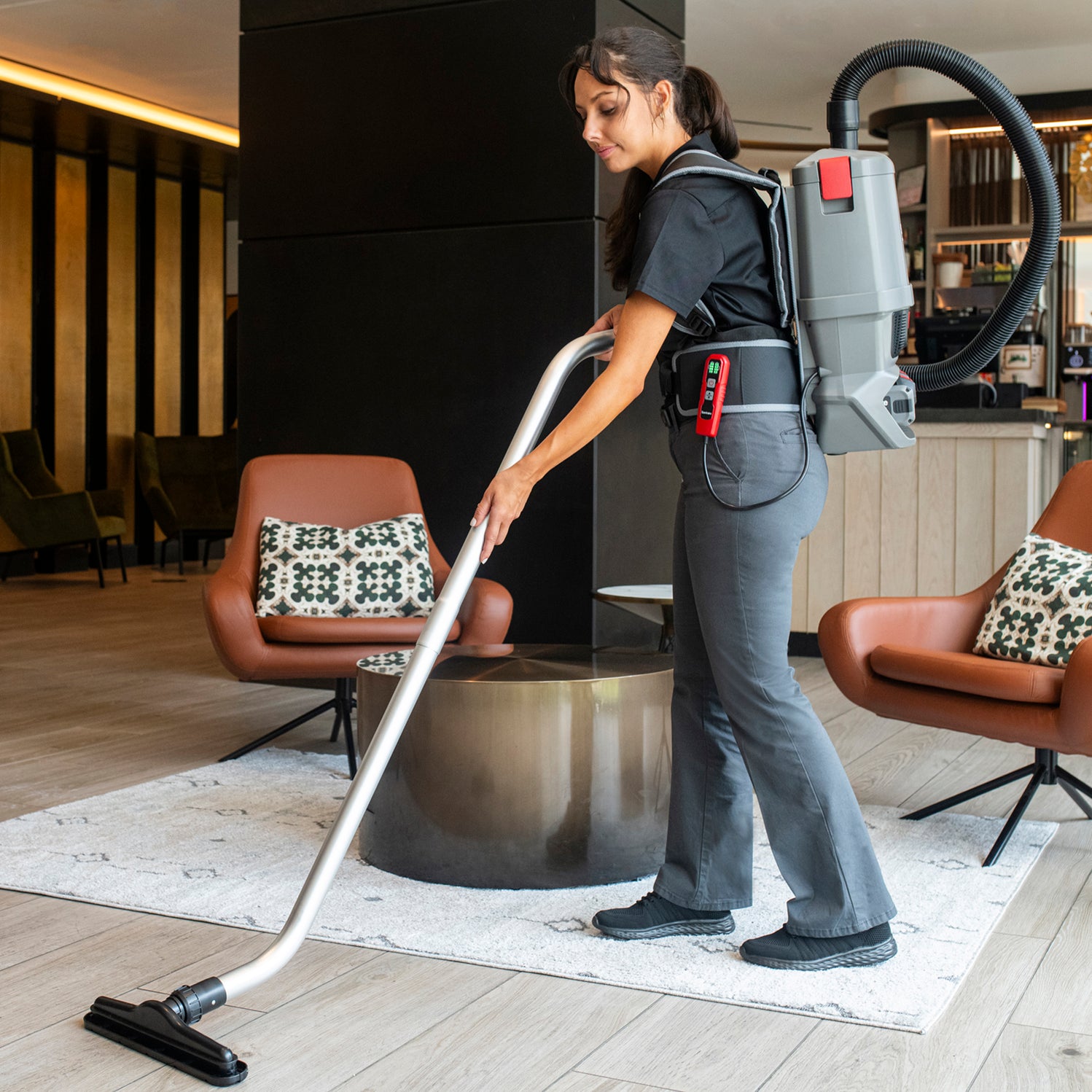 TRANSPORT® Commercial Cordless Backpack Vacuum SC580A — Sanitaire ...